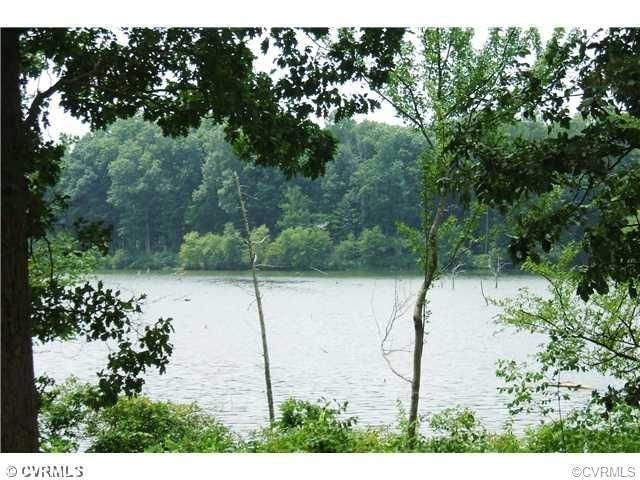 8 acres in Nottoway County, Virginia