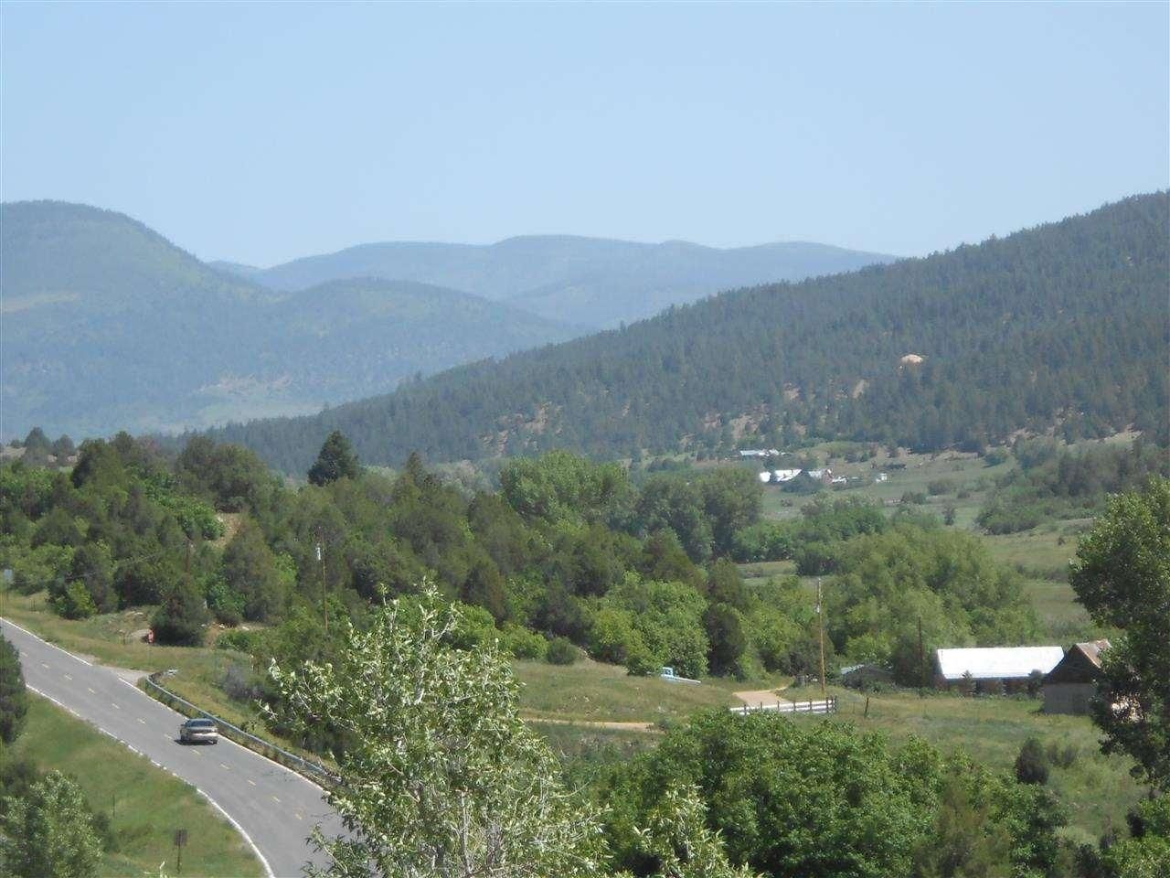 Unconventional, Single Family - Chacon, NM