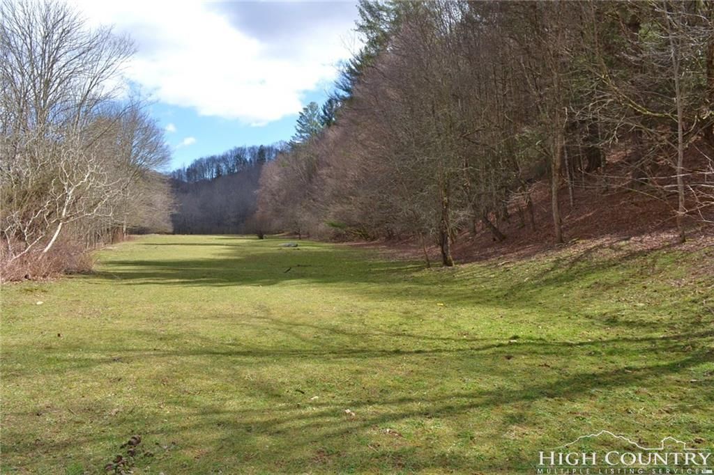 7 acres in Grayson County, Virginia