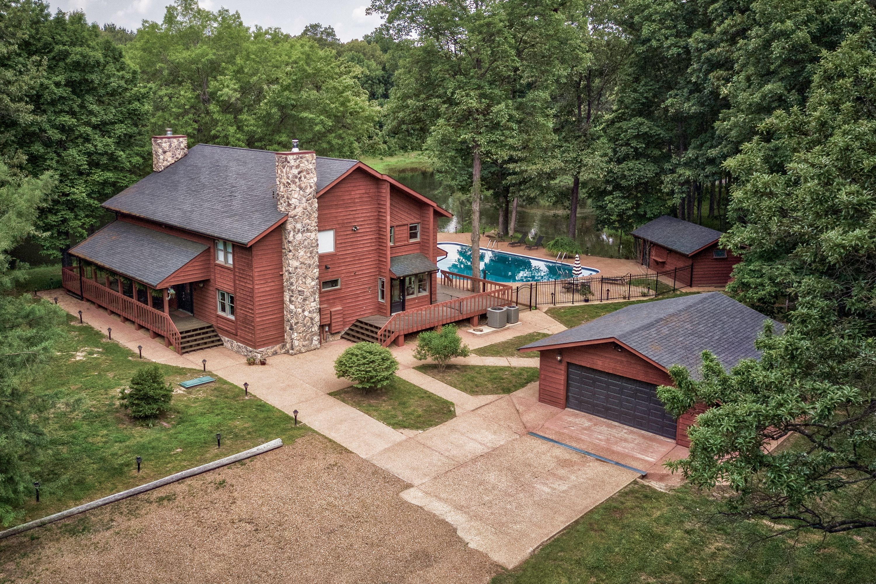 12442 E Middle Rd, Texico, IL 62889 | MLS: 424823 | Land.com