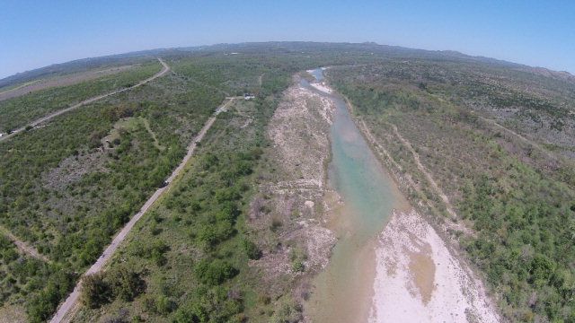 10.58 acres in Uvalde County, Texas