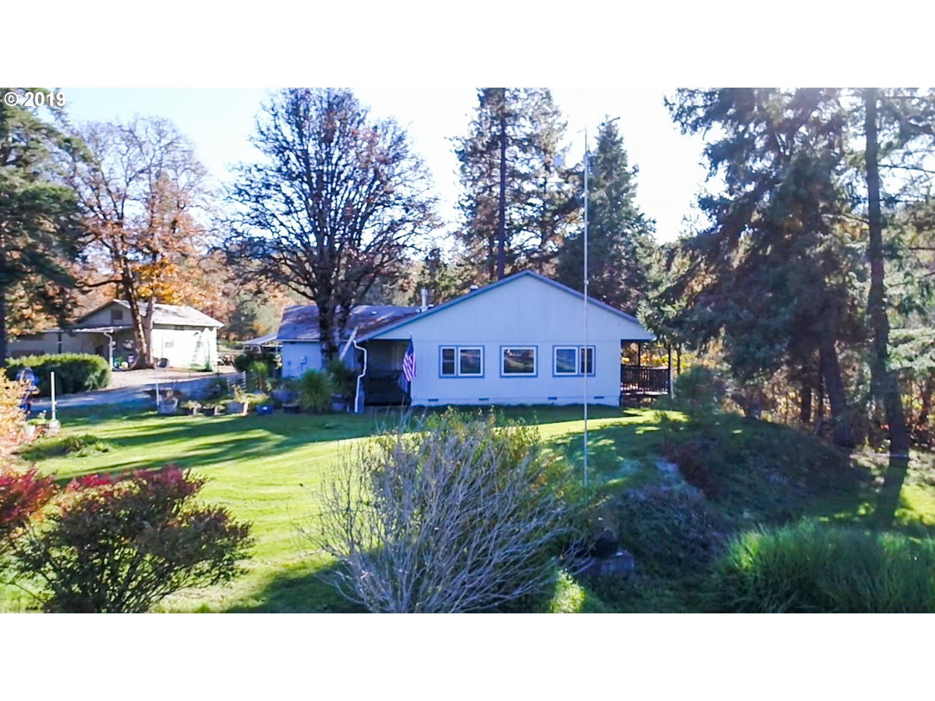 1 Story, Single Family Residence - Tiller, OR
