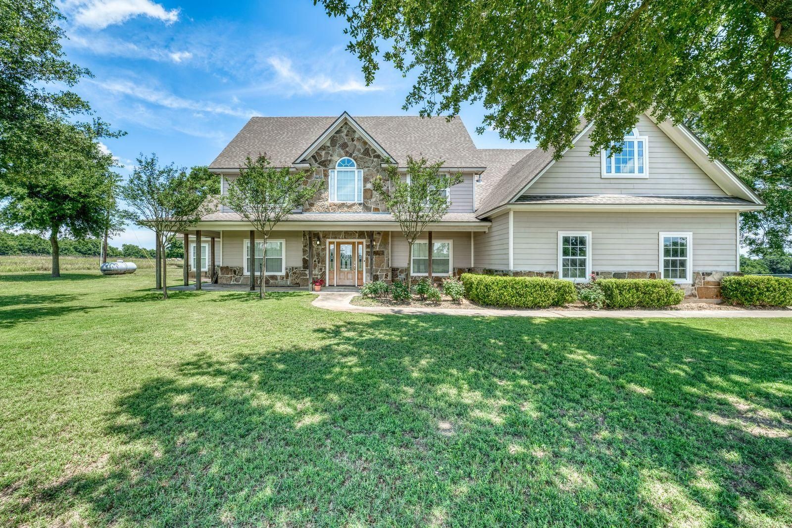 9.88 acres in Madison County, Texas