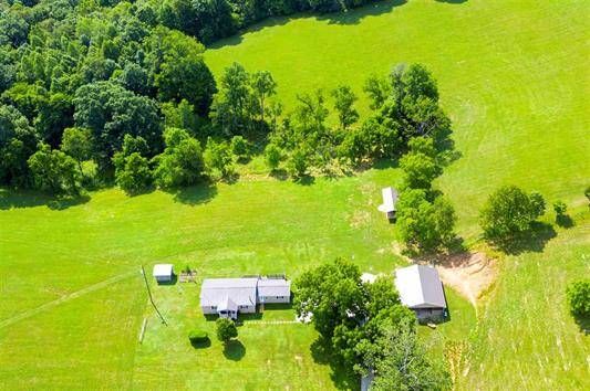 174 acres in Carter County, Kentucky