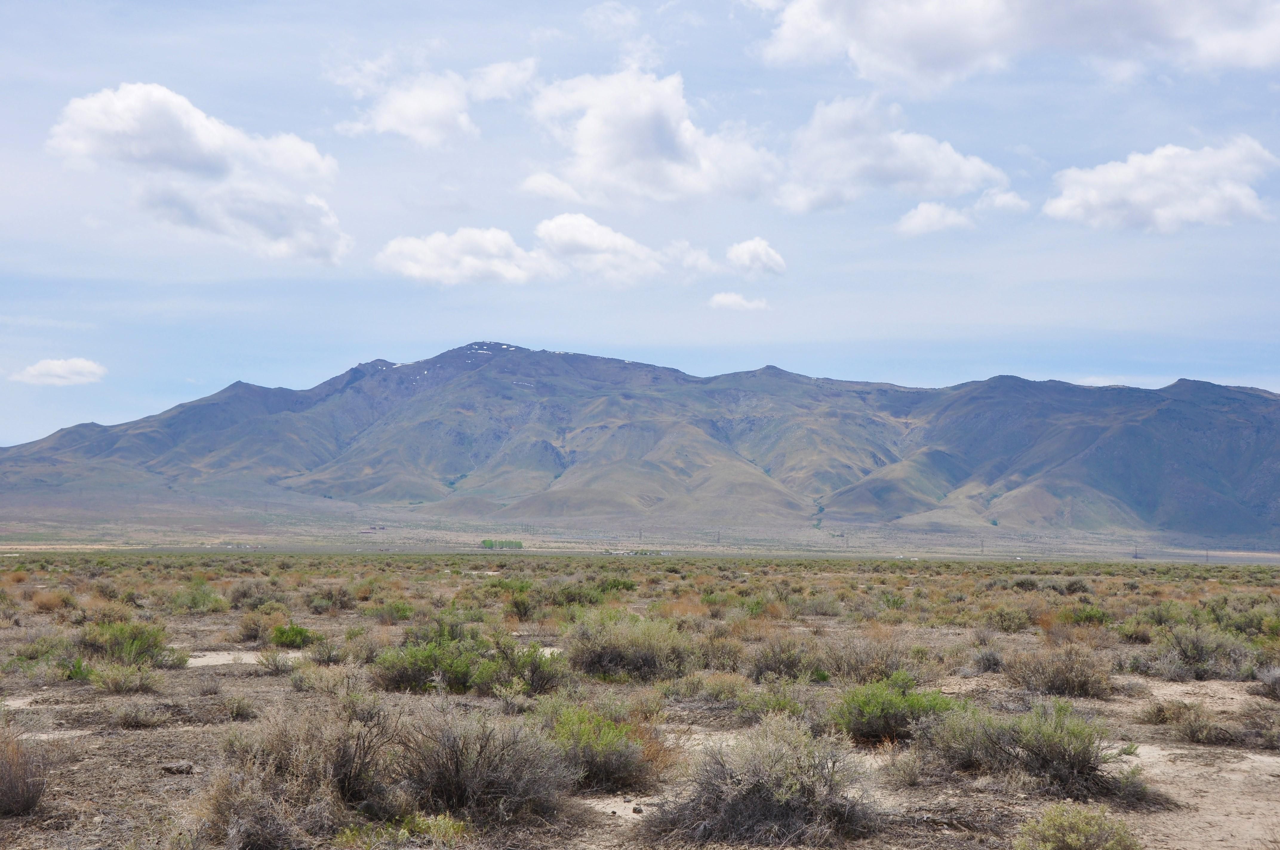 2.5 acres in Washoe County, Nevada