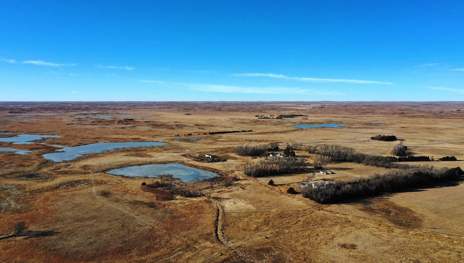 4,960 acres in McPherson County, Nebraska