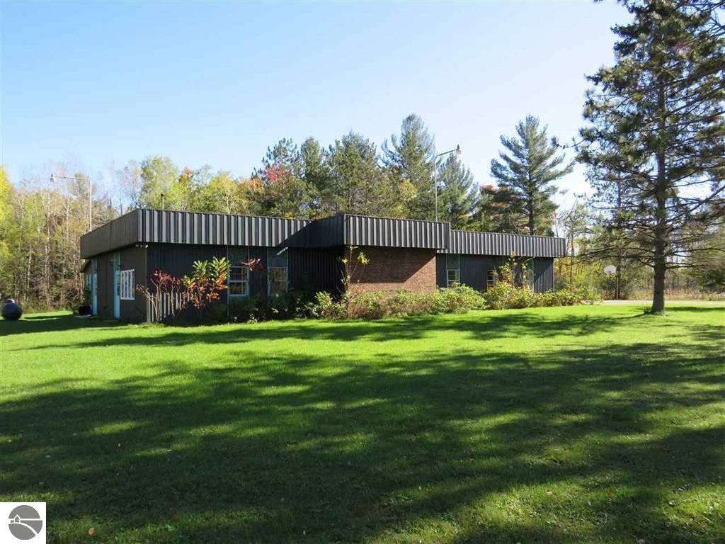 2.61 acres in Ogemaw County, Michigan