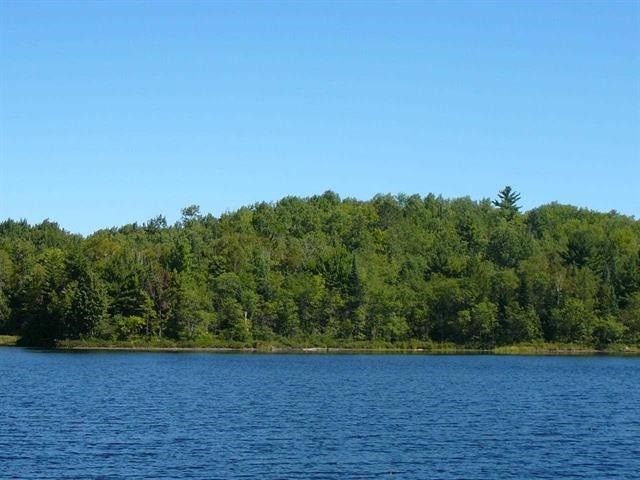 4.13 acres in Marquette County, Michigan
