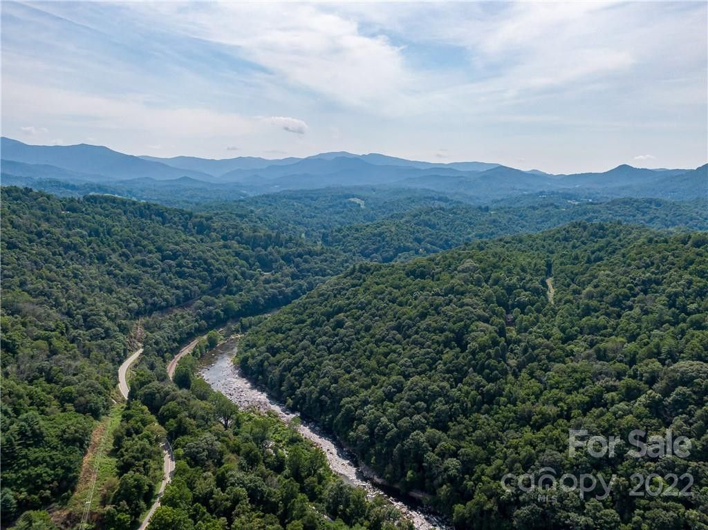 9.11 acres in Yancey County, North Carolina