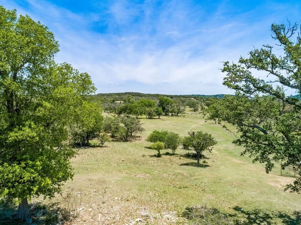 76.26 acres in Kendall County, Texas