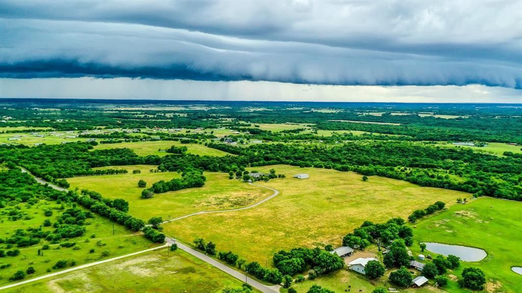 80 acres in Grayson County, Texas