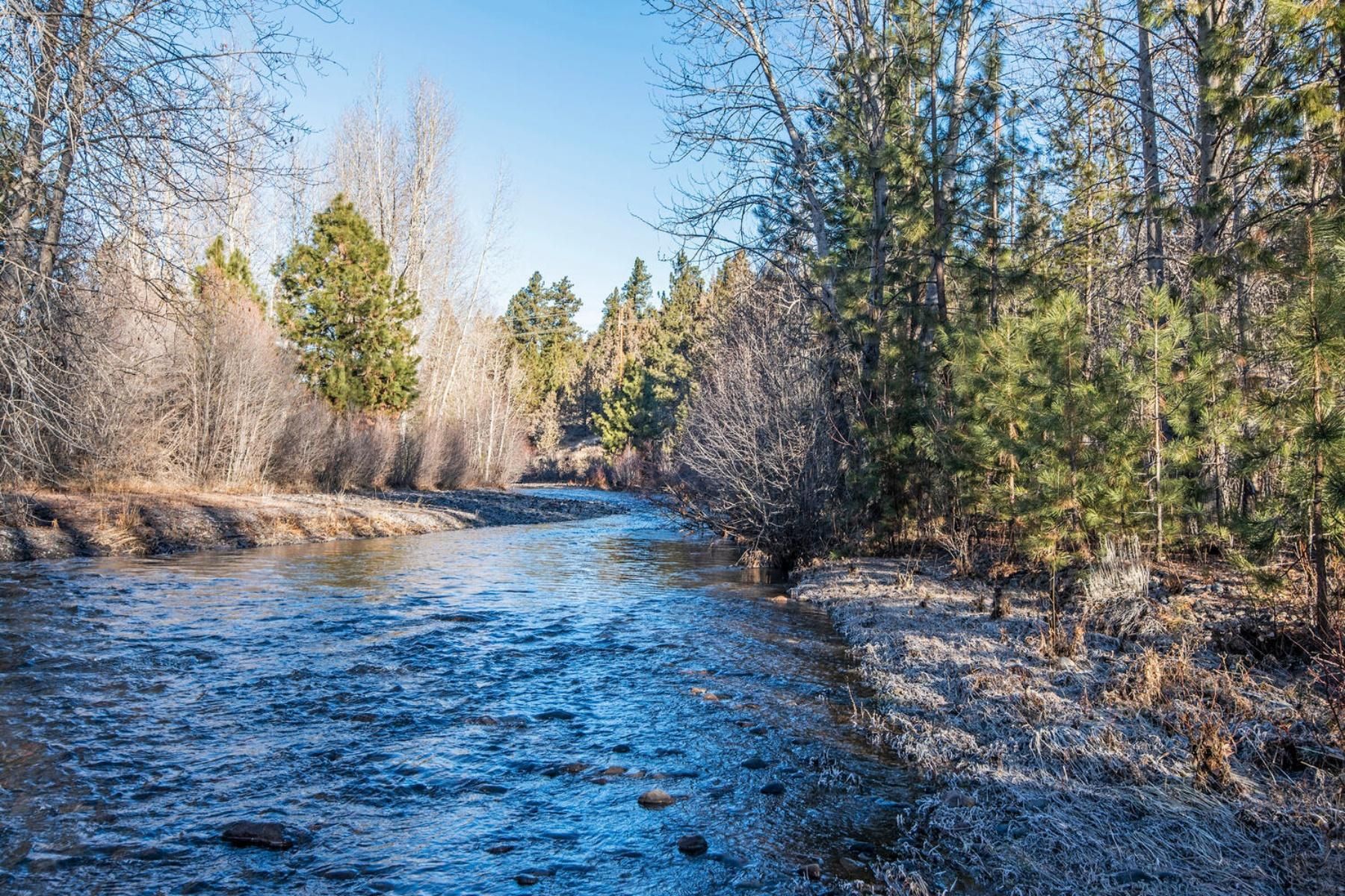 2.73 acres in Deschutes County, Oregon