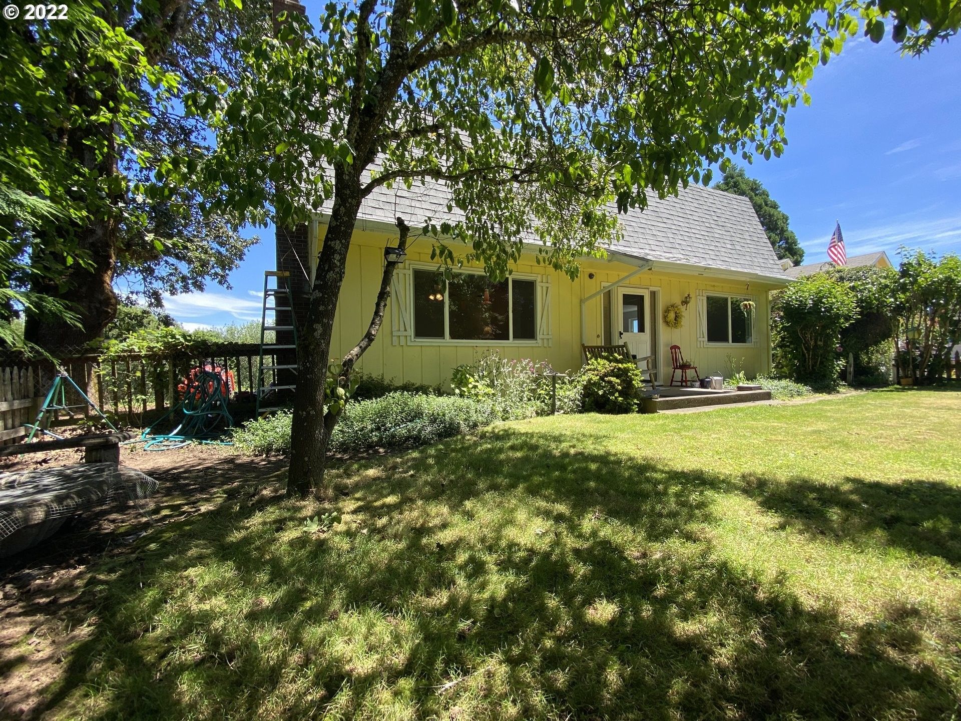 5 acres in Lane County, Oregon