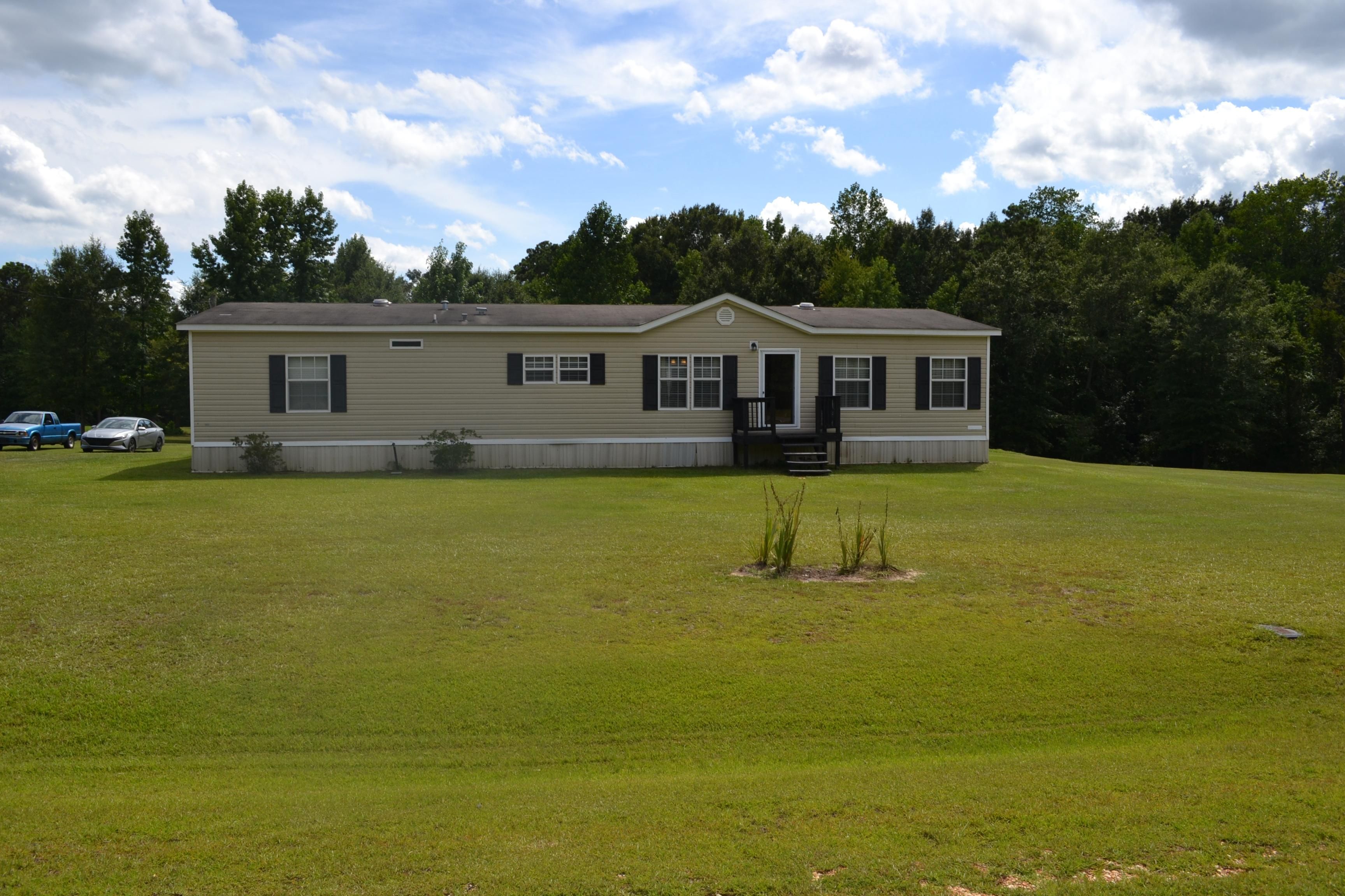 6930 Smiley Ferry Road, Grady, AL 36036 | MLS: 06930 | Land.com