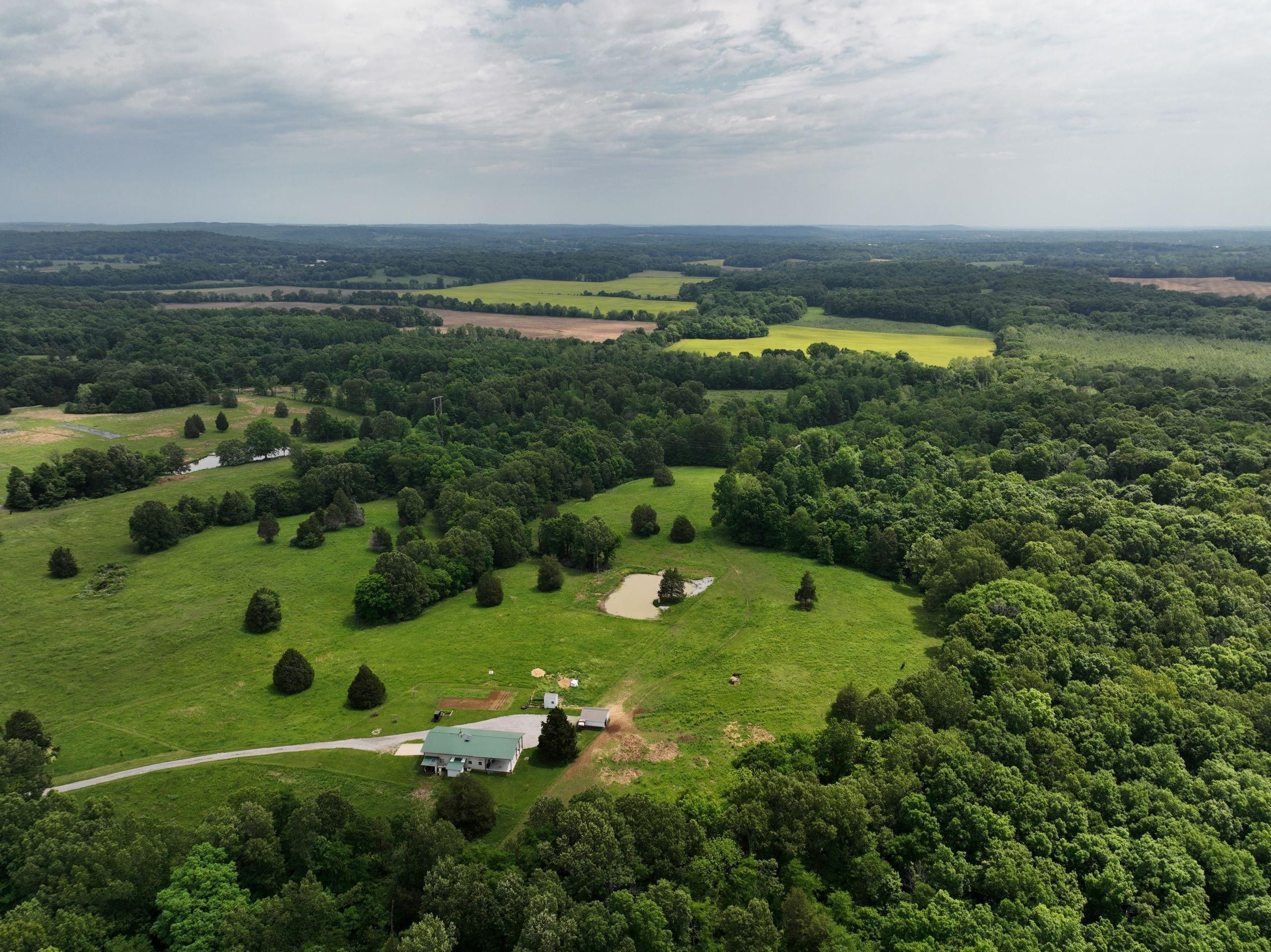 64 acres in Johnson County, Illinois