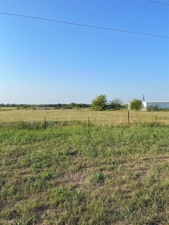 2 acres in Grayson County, Texas