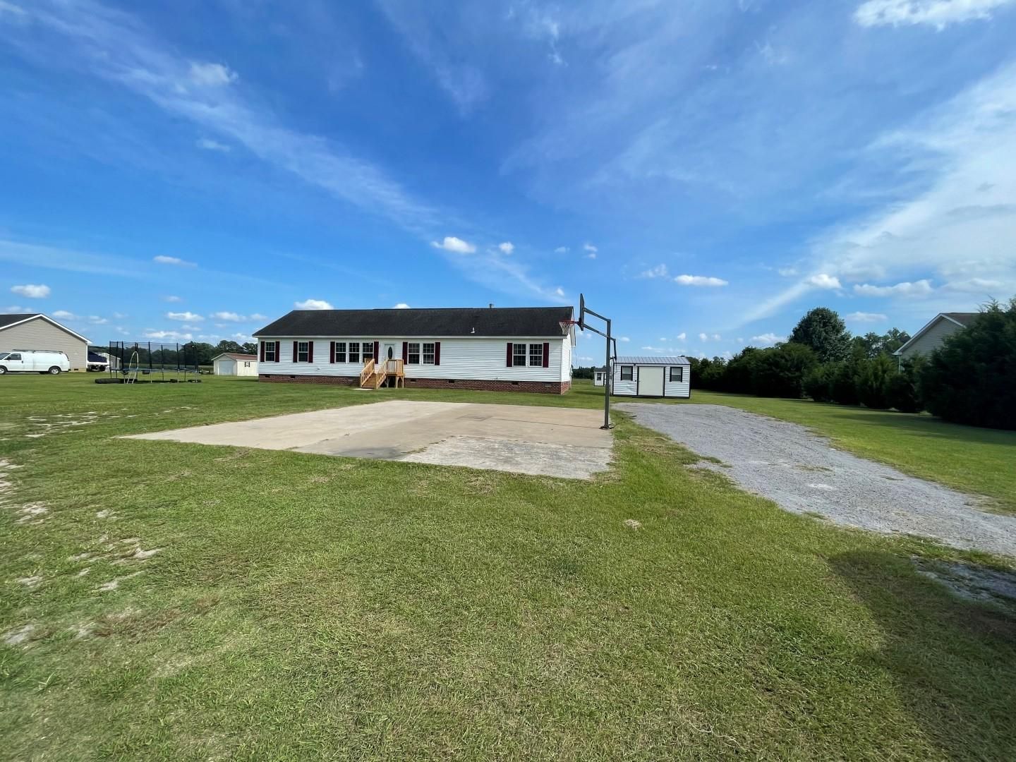 2.33 acres in Gates County, North Carolina