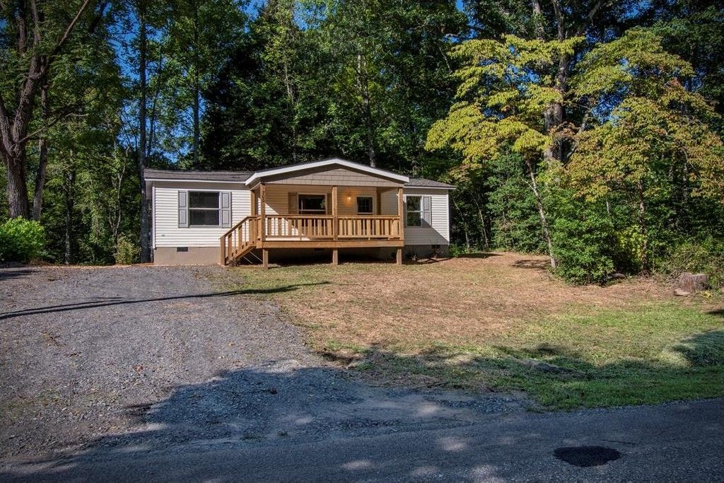 1.37 acres in Cherokee County, North Carolina