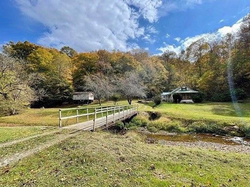 57.77 acres in Roane County, West Virginia