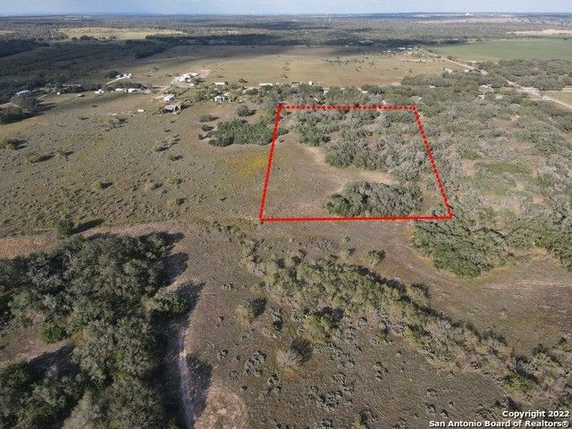 10.71 acres in Atascosa County, Texas