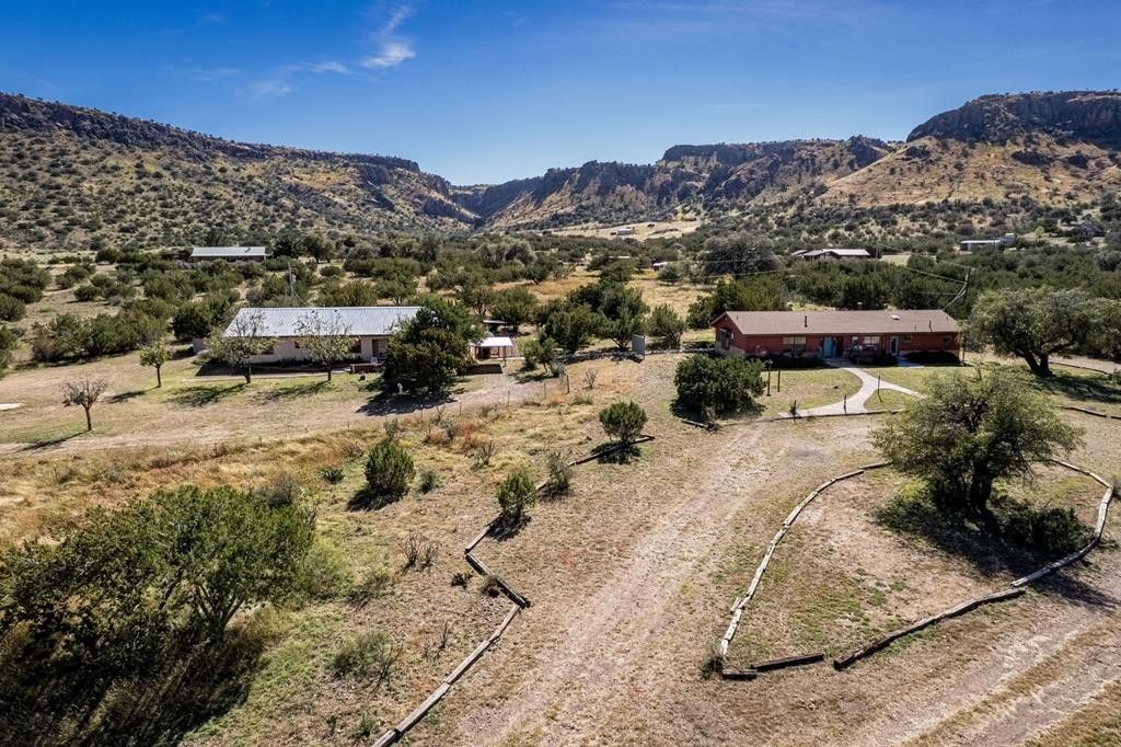 11.75 acres in Brewster County, Texas