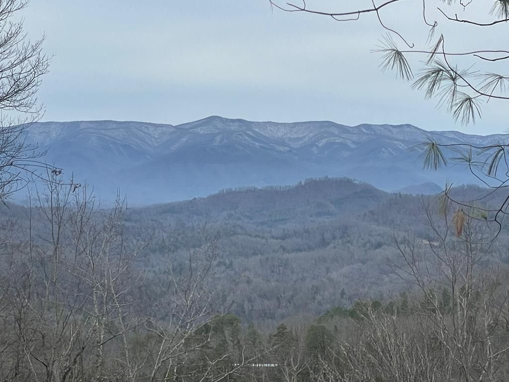 10.11 acres in Swain County, North Carolina