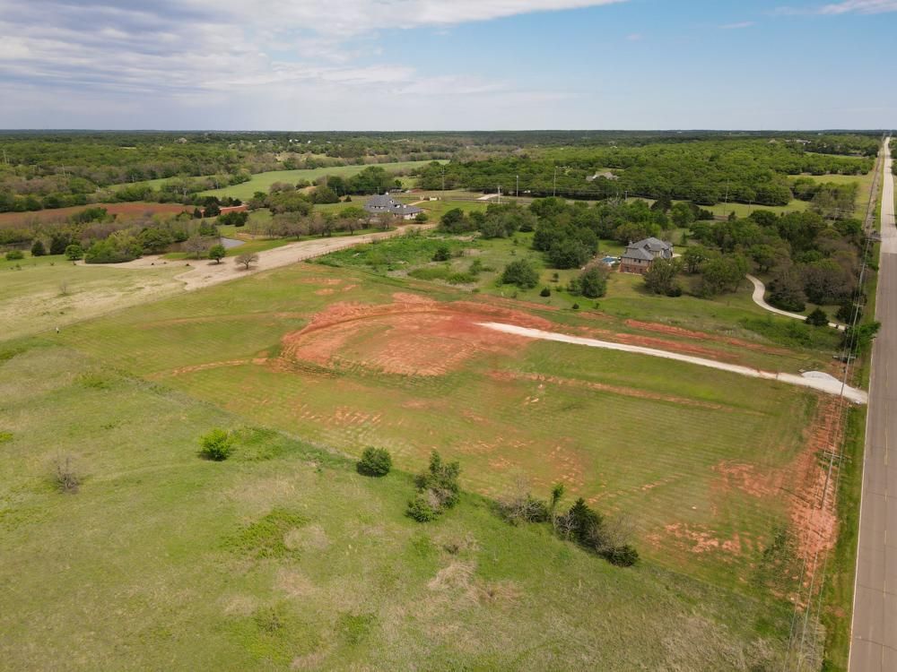 1033 N Westminster, Edmond, OK 73007 | MLS: Oklahoma 5 | Land.com