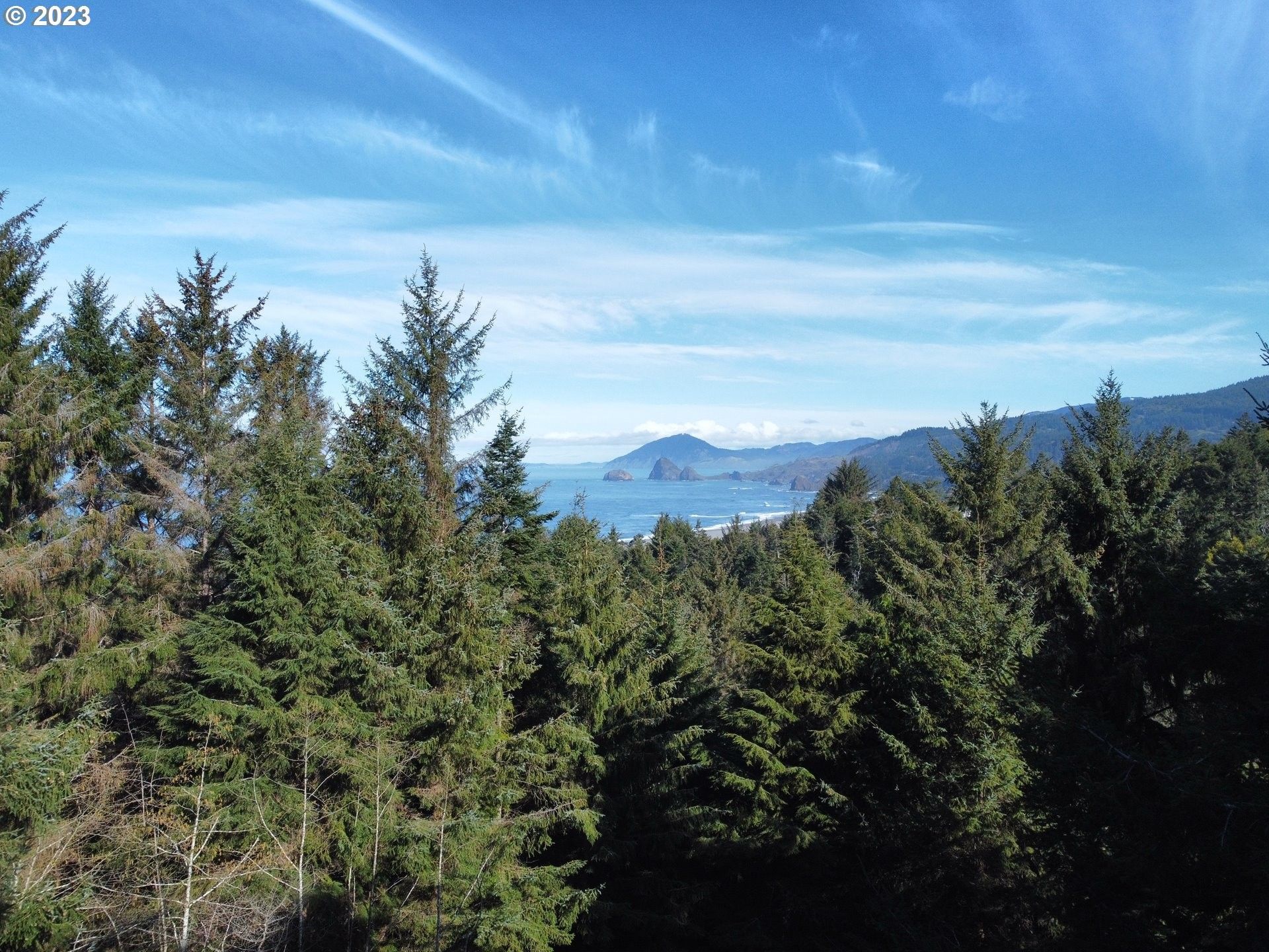 1.95 acres in Curry County, Oregon