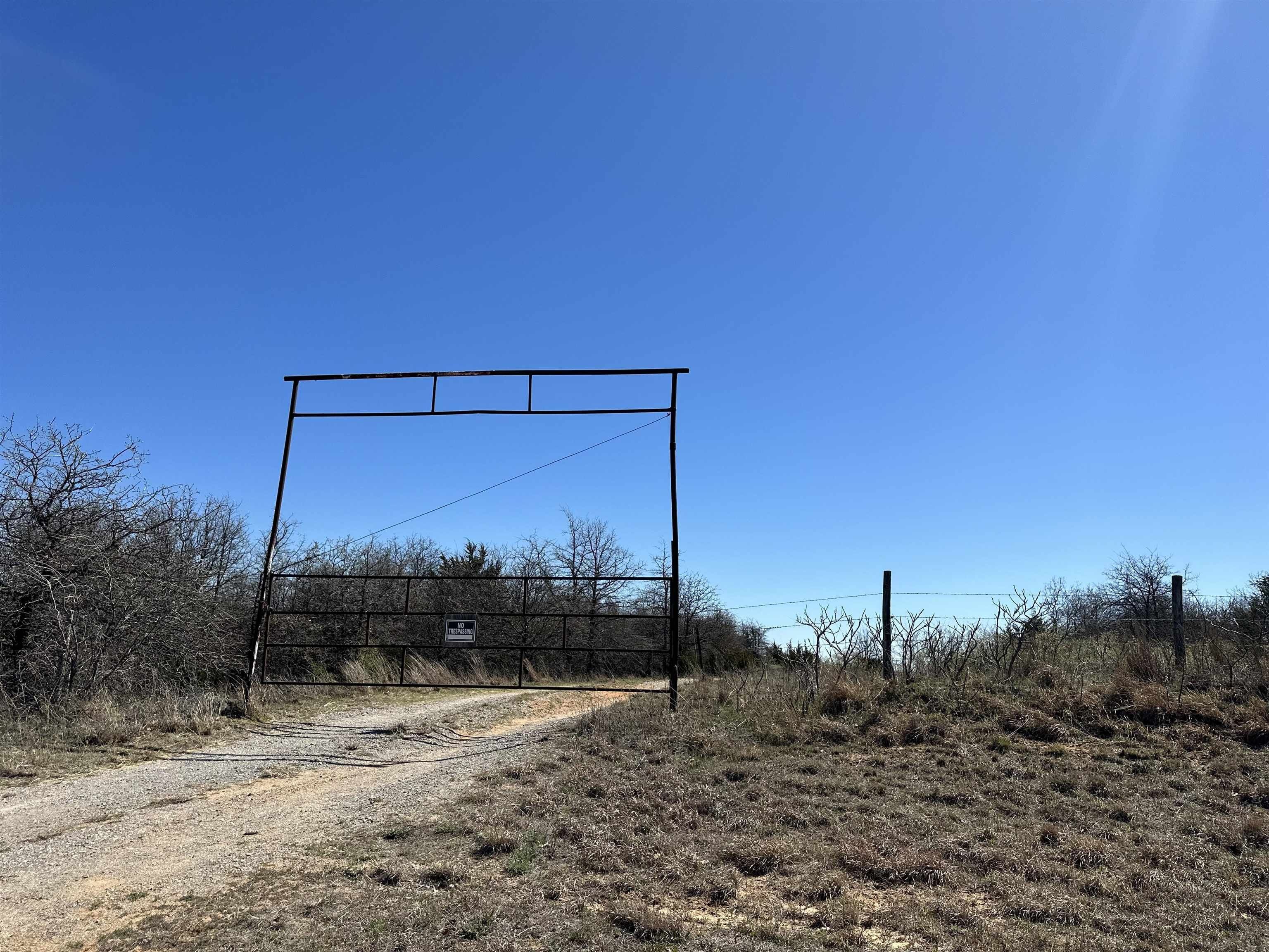 400 acres in Blaine County, Oklahoma