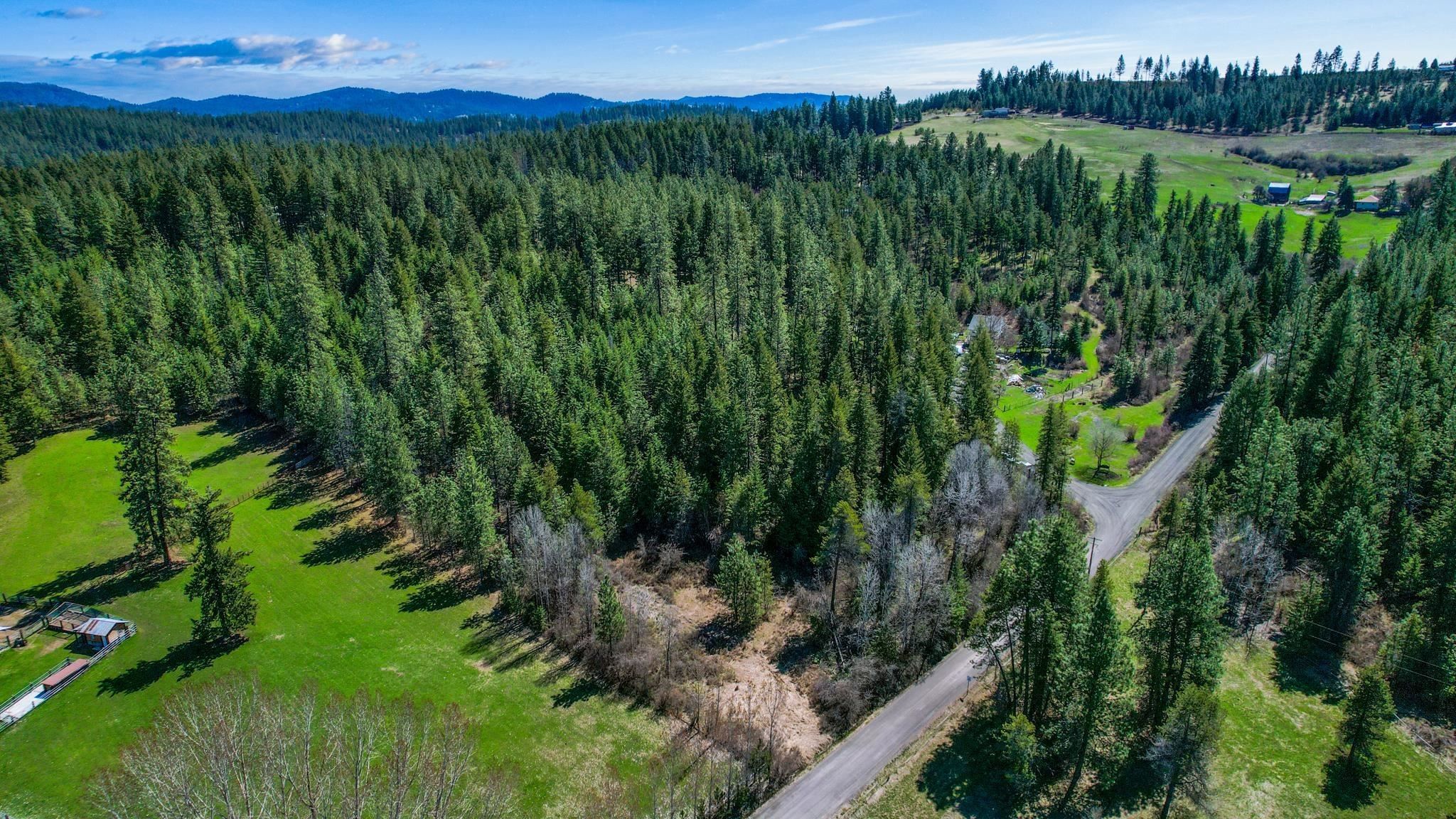 10.57 acres in Spokane County, Washington