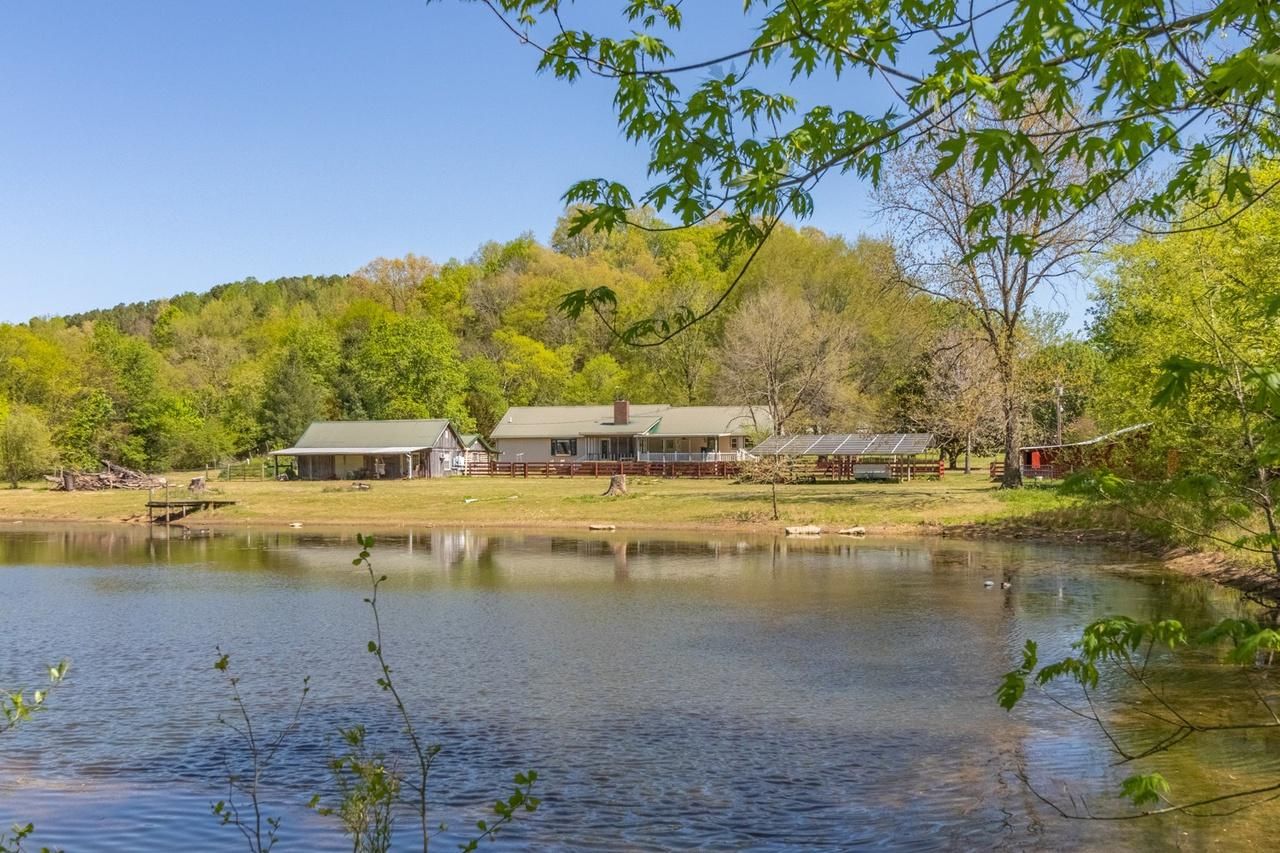 10.86 acres in Giles County, Tennessee