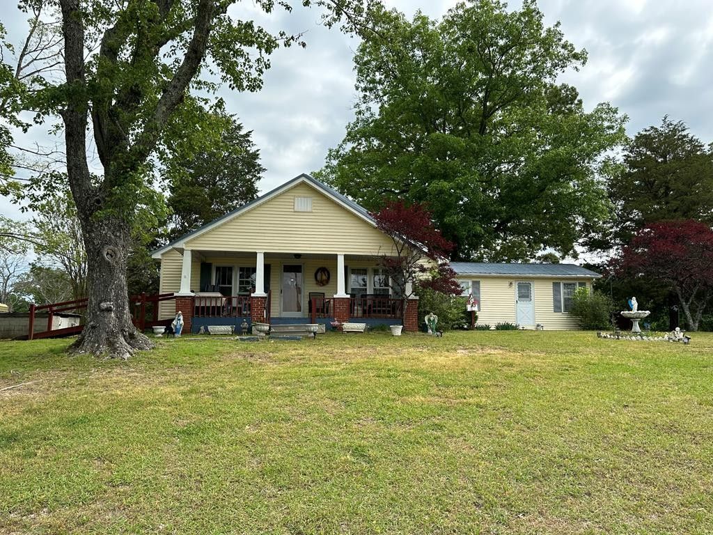 2.7 acres in Benton County, Tennessee