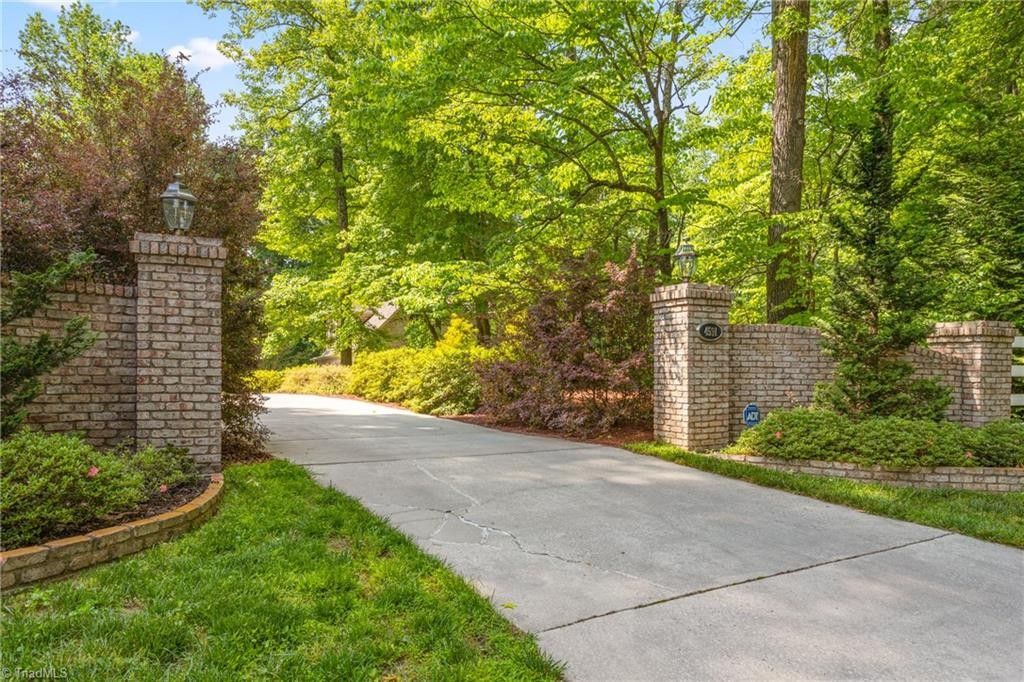 Transitional, Stick/Site Built - Oak Ridge, NC