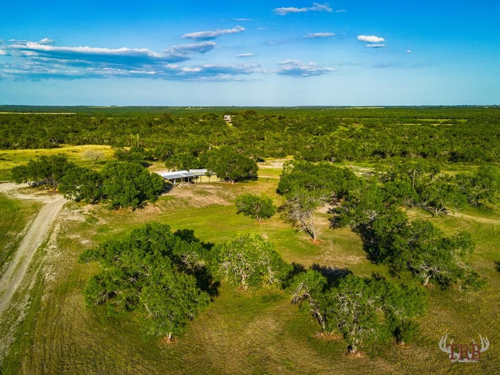 215 acres in George West, TX, 78022 | Land.com