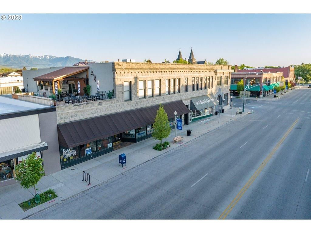 2021 Main St, Baker City, OR 97814 | MLS: 23187540 | Land.com