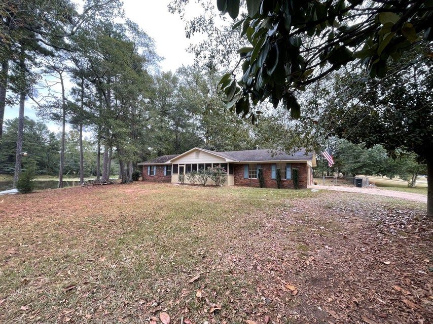 33 Colby Ln, Columbus, MS 39702 | MLS: 23-1914 | Land.com