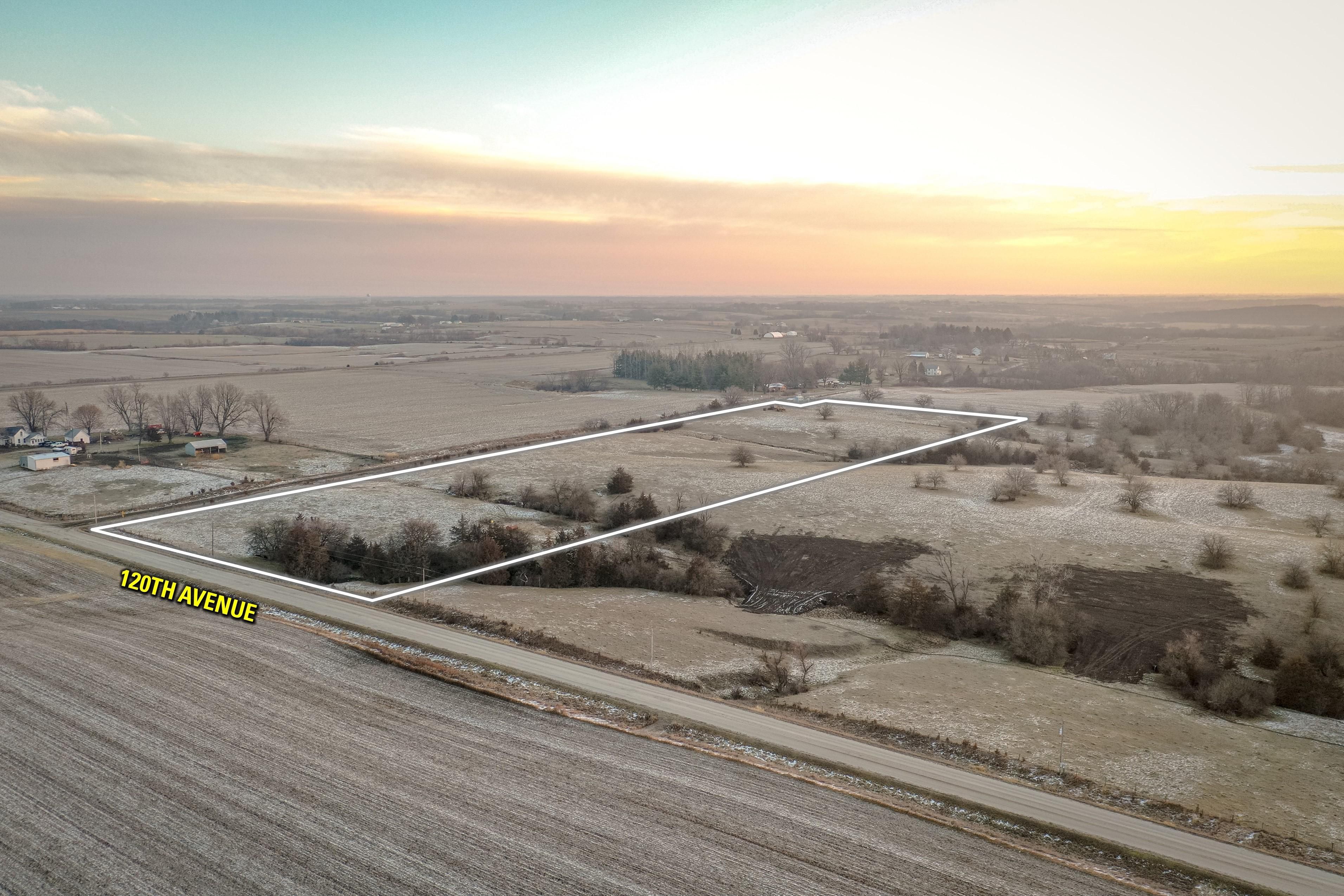 10 acres in Warren County, Iowa