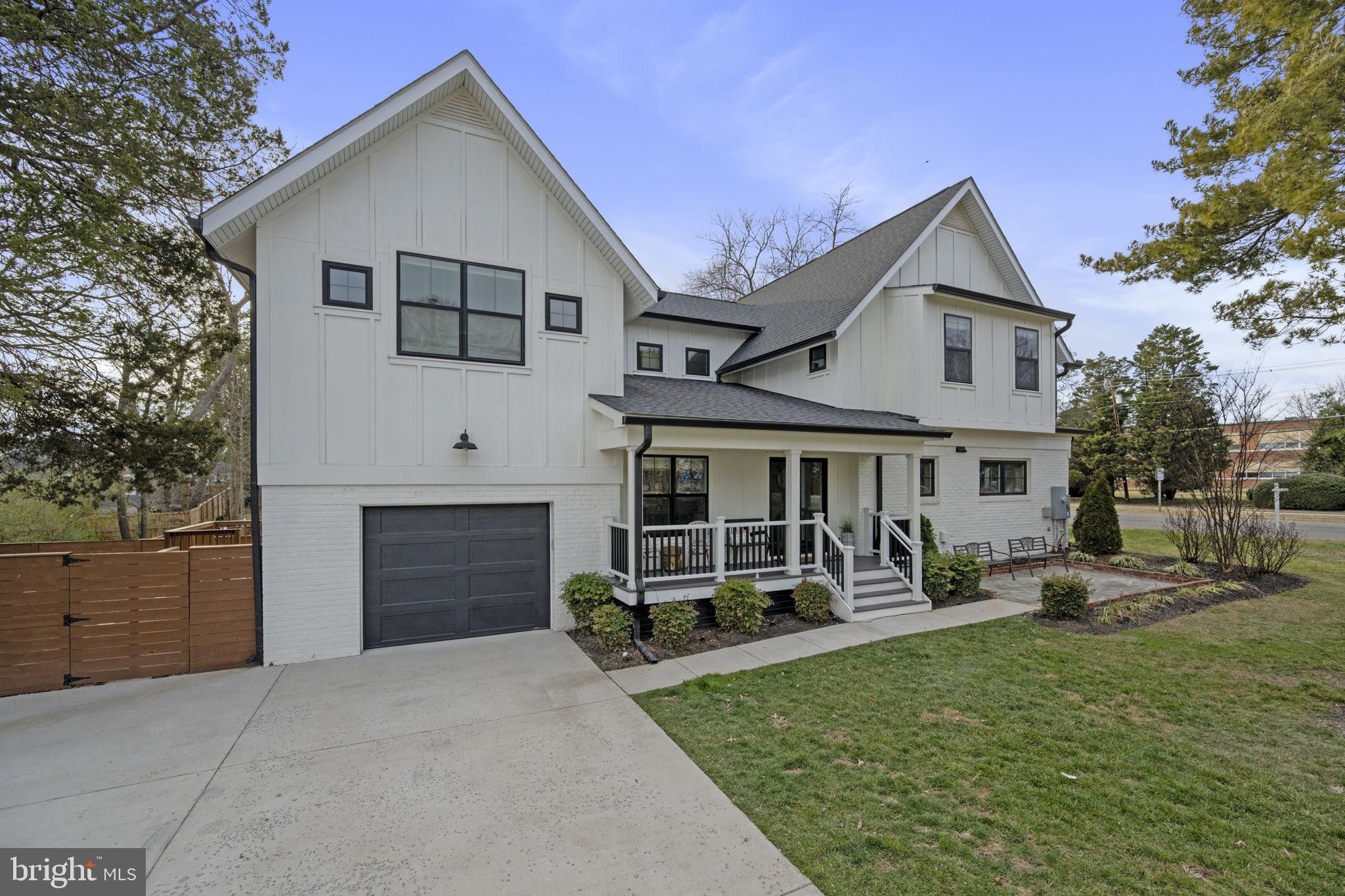 Farmhouse/National Folk, Detached - ALEXANDRIA, VA