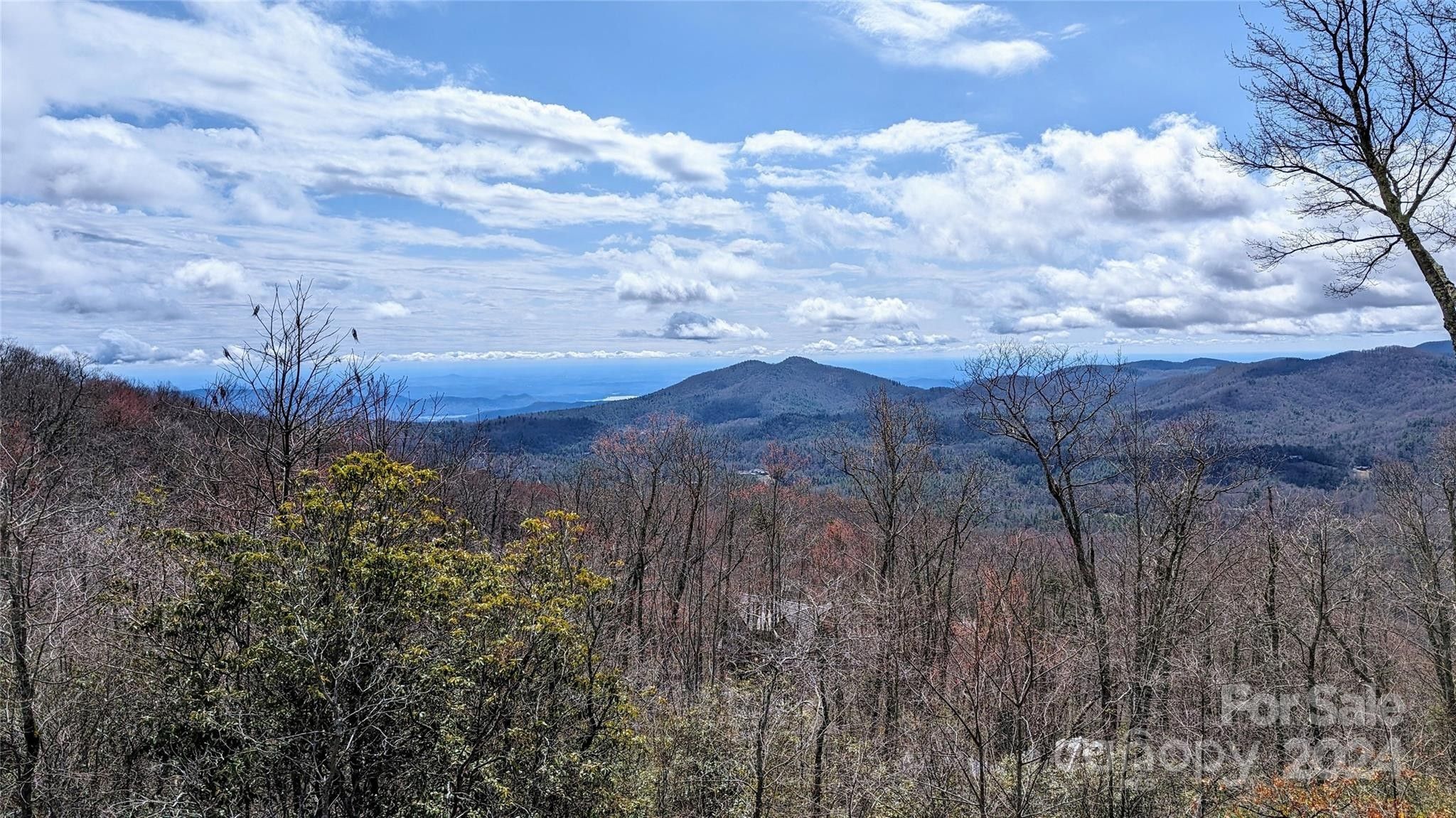 2.09 acres in Transylvania County, North Carolina