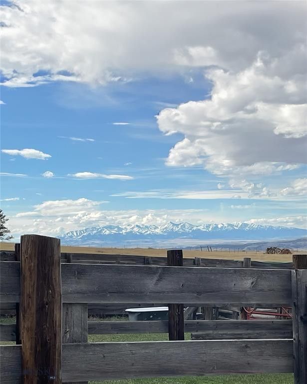 315 acres in Stillwater County, Montana