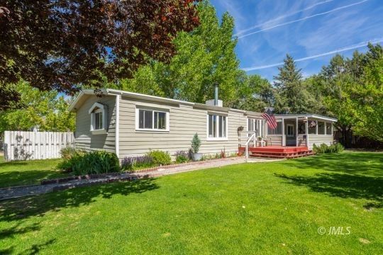 70 Walker Place, Benton, CA 93512 | MLS: 2312654 | Land.com