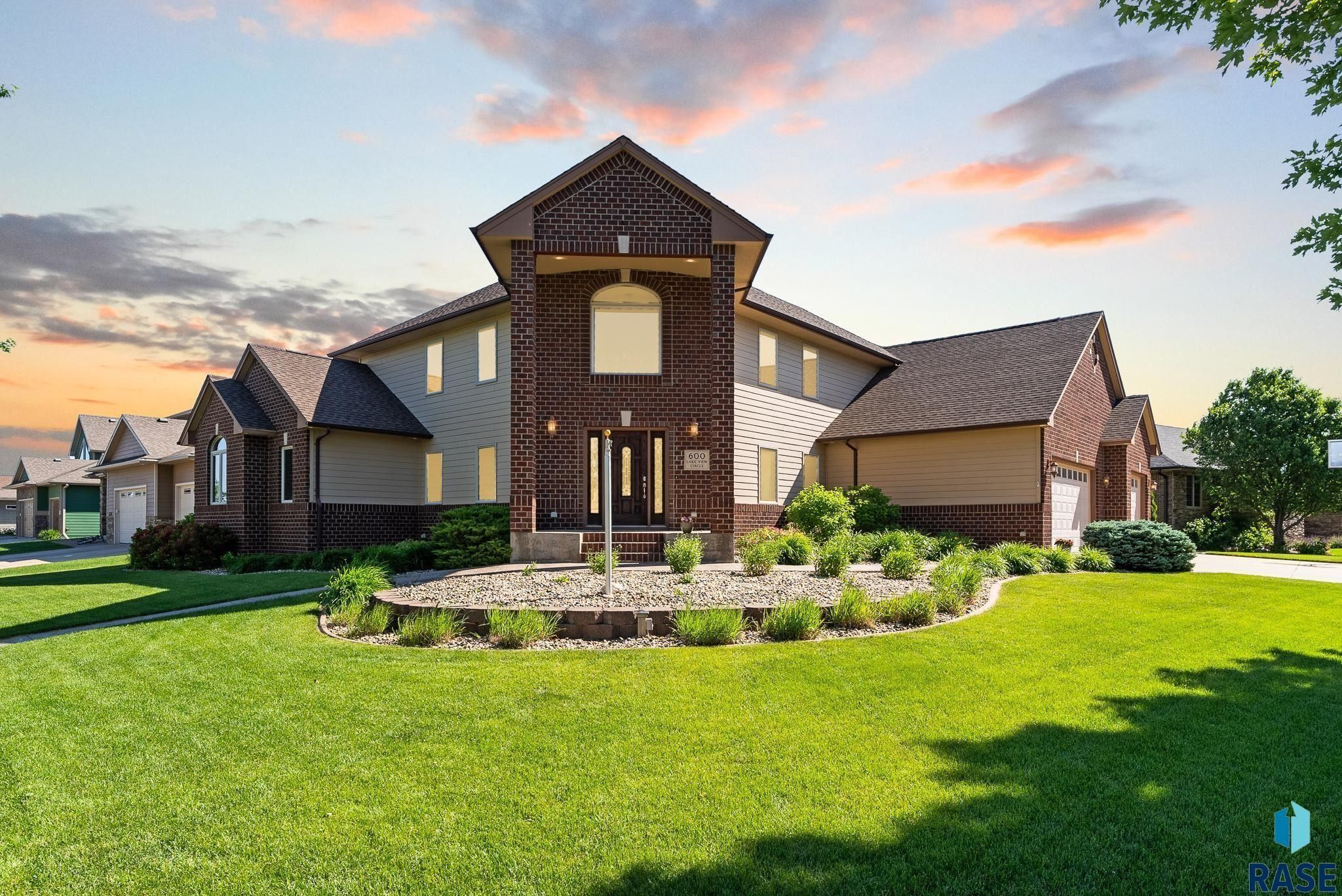 600 Lakeview Cir, Tea, SD 57064 | MLS: 22404217 | Land.com