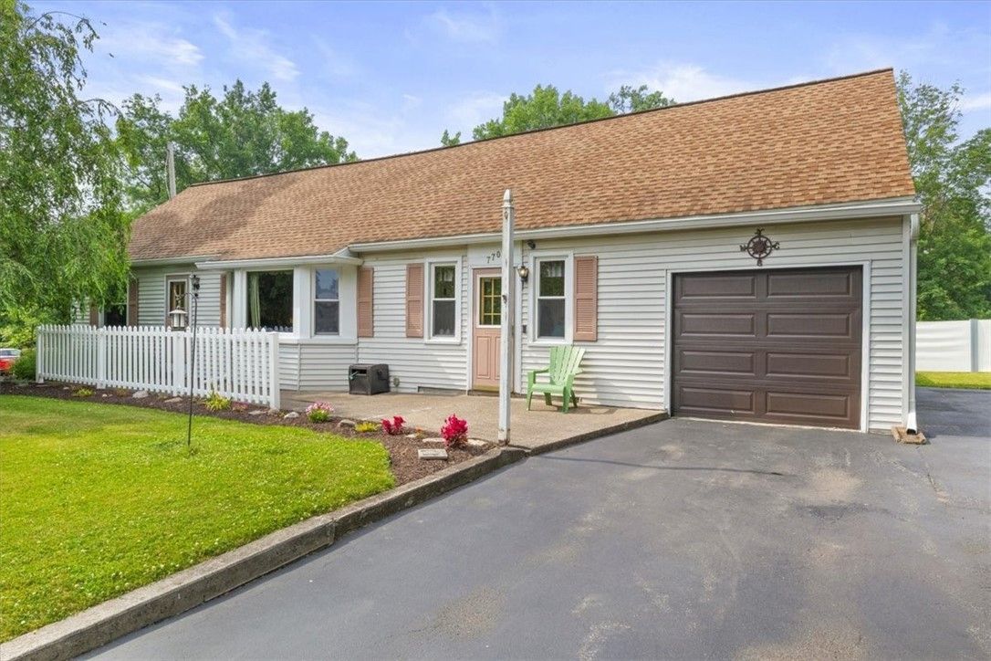 770 Whitney Road W, Fairport, NY 14450 | MLS: R1546742 | Land.com