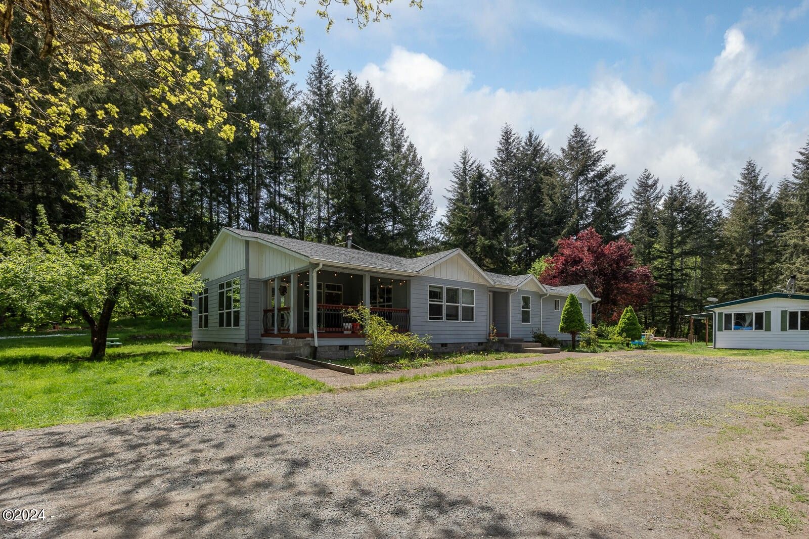 25850 Hwy 20, Eddyville, OR 97343 | MLS: 24-1039 | Land.com