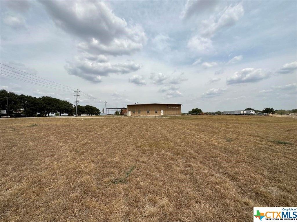 2600 Church Street, Gonzales, TX 78629 | MLS: 522653 | Land.com