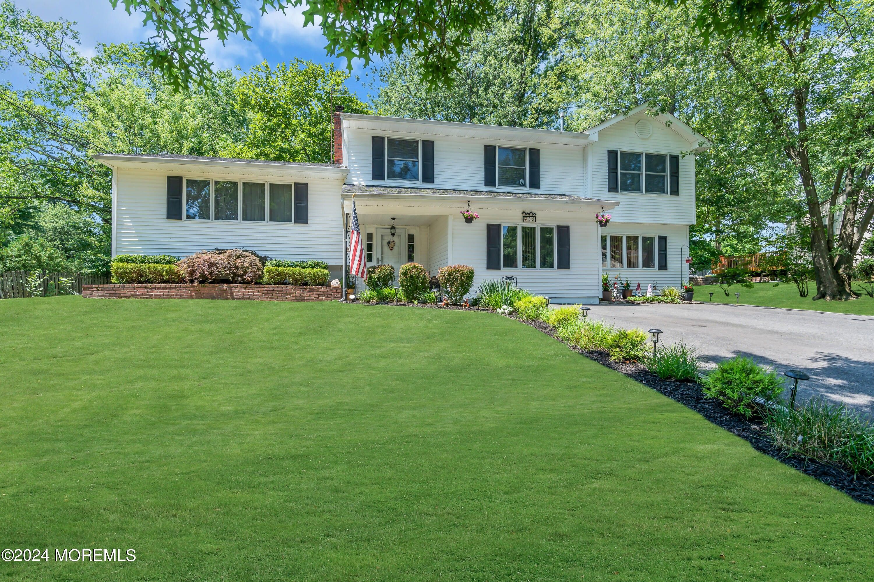 35 Chestnut Drive, Matawan, NJ 07747 | MLS: 22421380 | Land.com