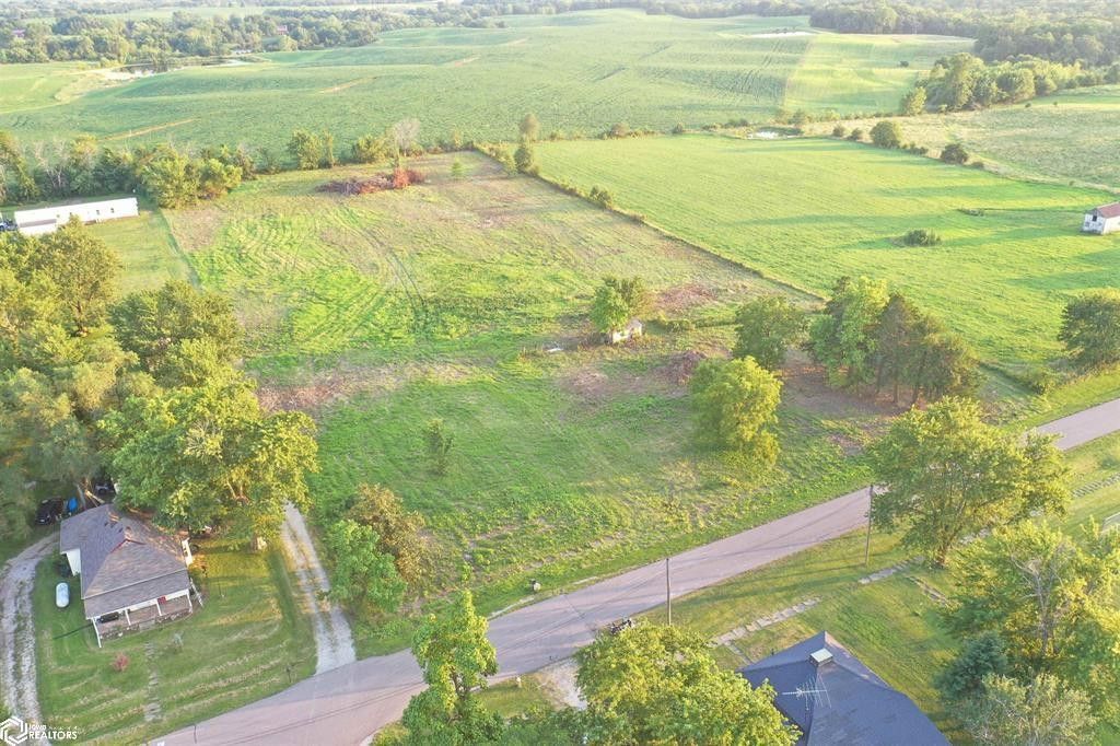 102 W Wall, Exline, IA 52555 | MLS: 6319973 | Land.com