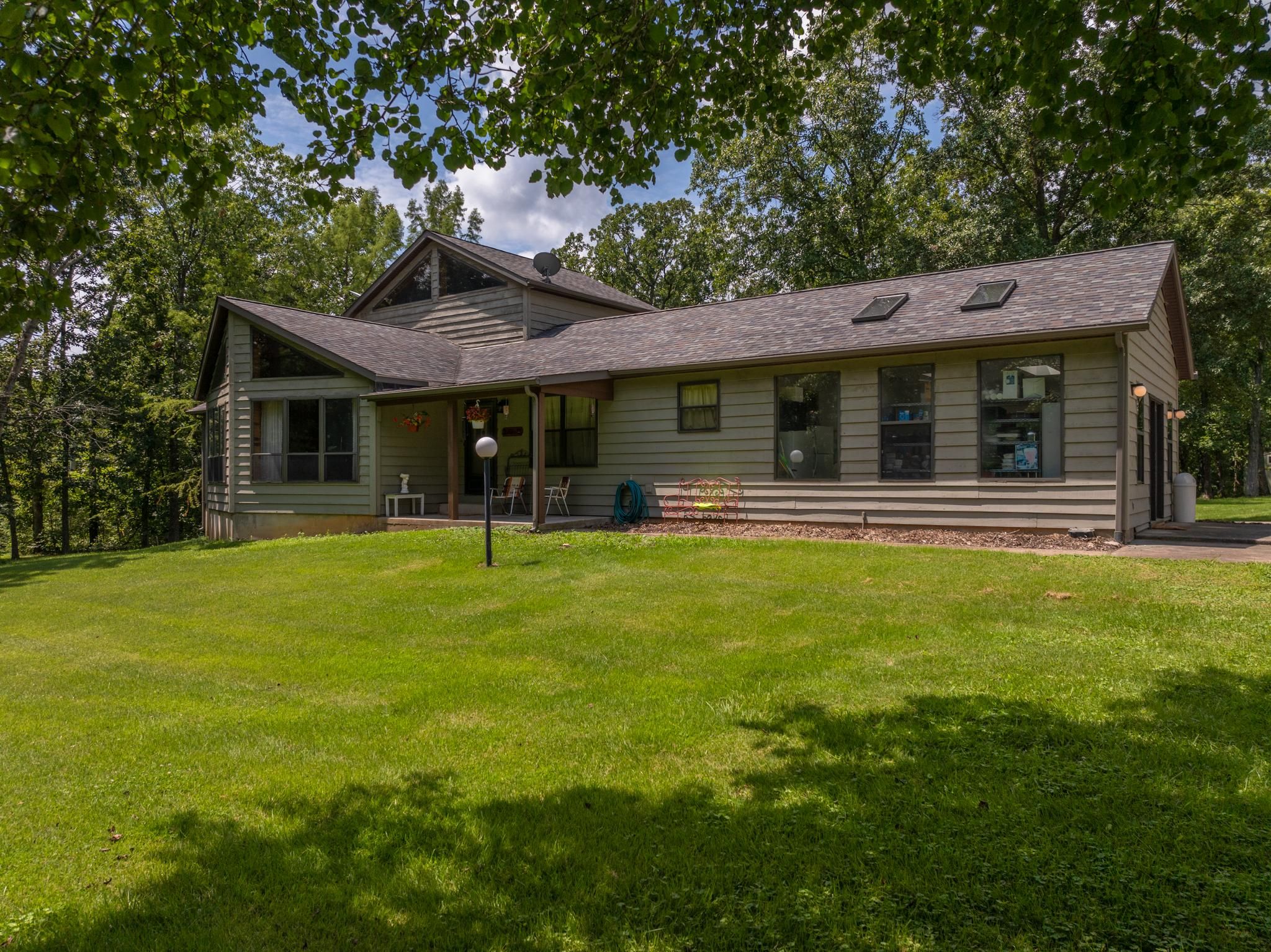 37811 Pin Oak Church Road, Truxton, MO 63381 | MLS: 24046718 - 4220 ...