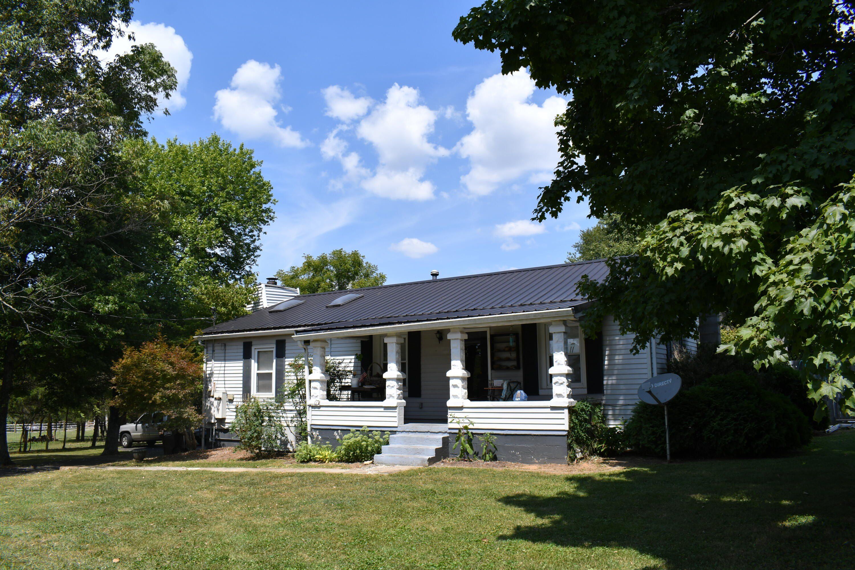 8103 Thixton Lane, Louisville, KY 40229 | MLS: 24019426 | Land.com