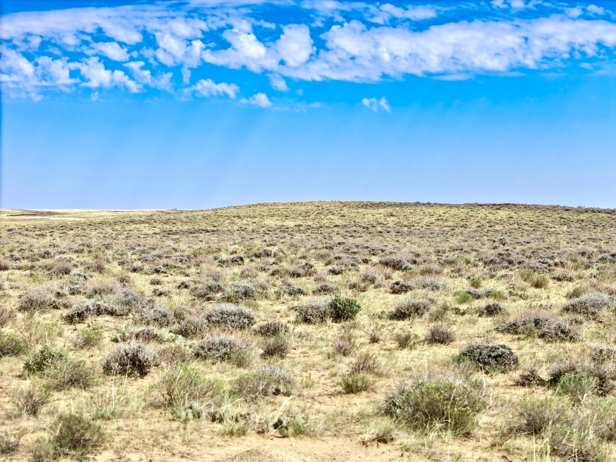 40 acres in Wamsutter, WY, 82336 | Land.com